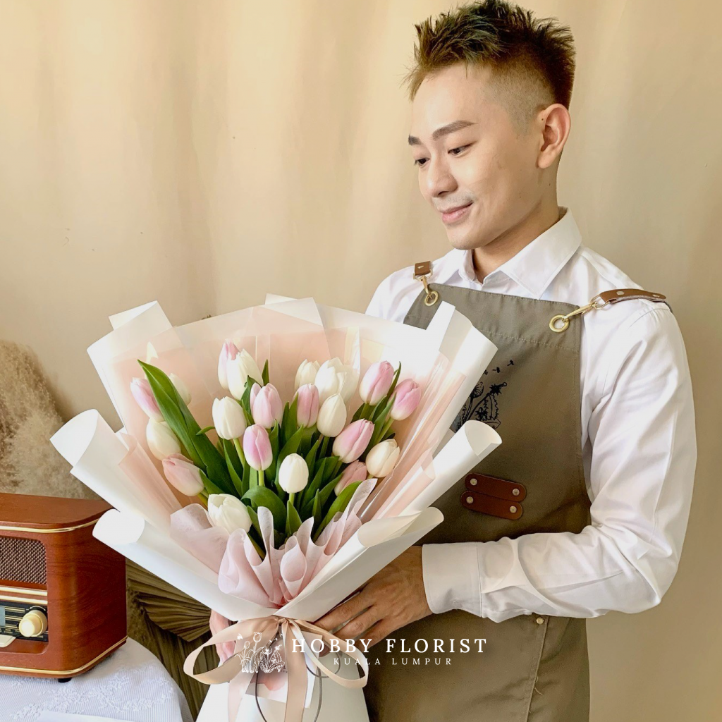 Lisa | Tulip Bouquet | Flower Delivery Kuala Lumpur - Hobby Florist KL