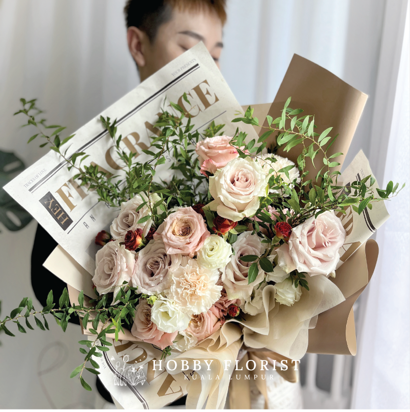 Desmond|Garden Style Bouquet | Delivery to KL - Hobby Florist KL